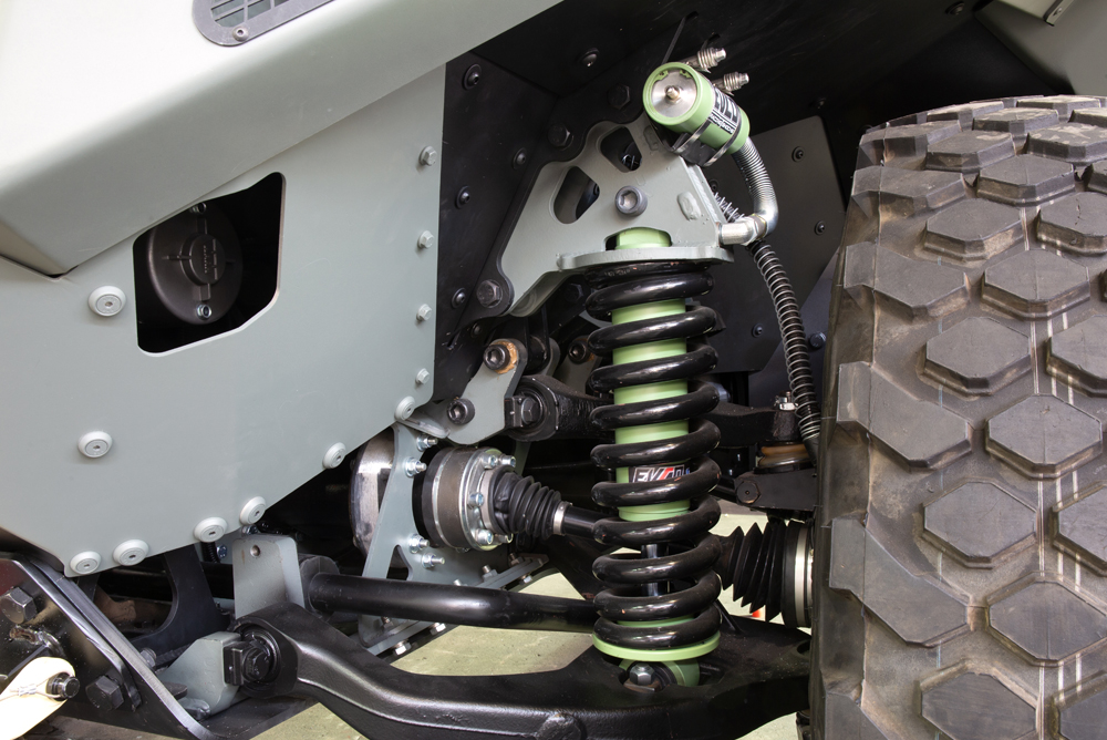 פורום ג'יפולוג 4X4 - Carmor Mantis: פיתוח רכב קרבי בעיני המעצב